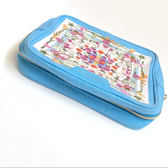 Estee Lauder | Bags | New Estee Lauder Blue Floral Cosmetic Toiletry ...